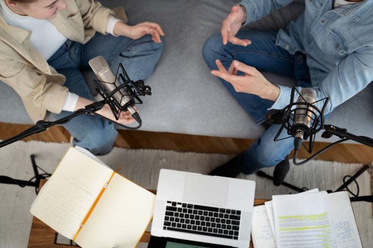 Apa Itu Podcast, Jenis, Manfaat, dan Aplikasi Untuk Membuatnya